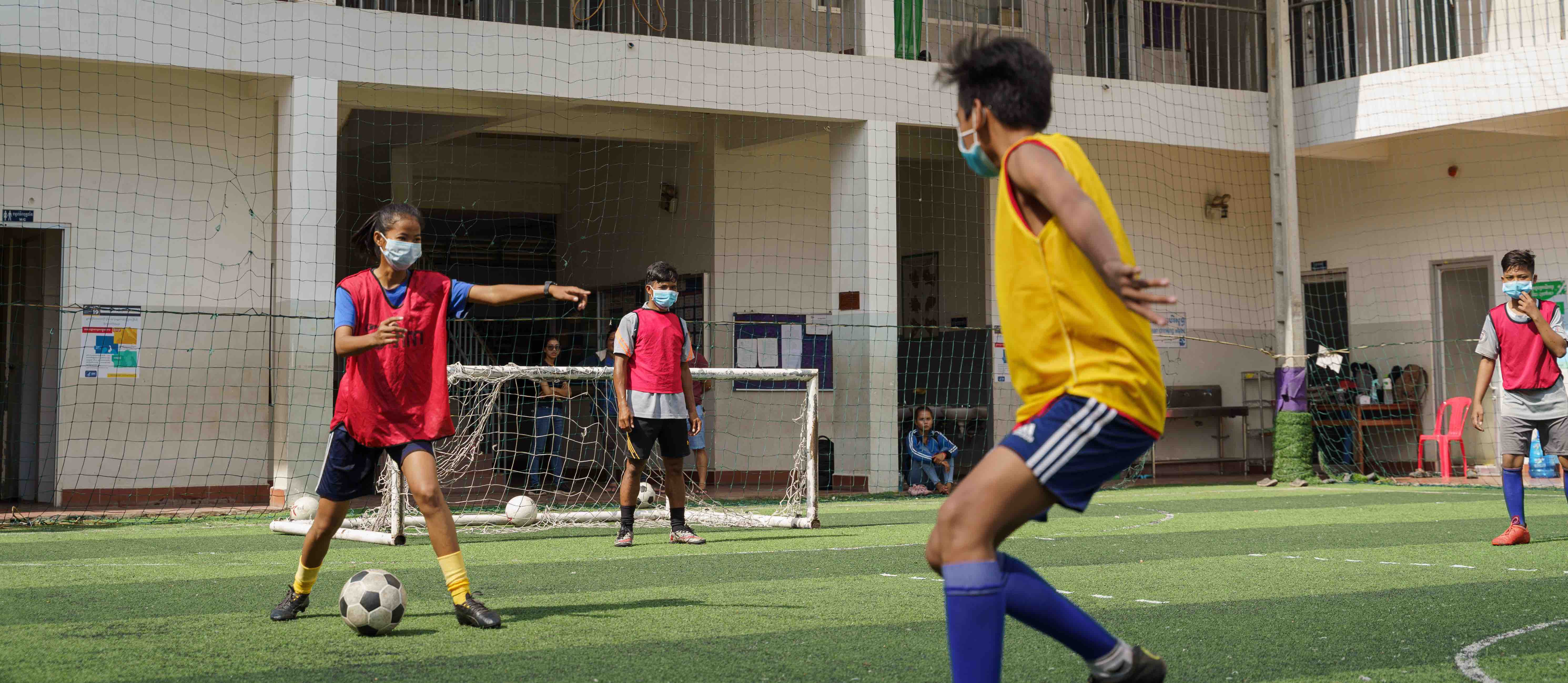 Social Distancing Football - Common Goal